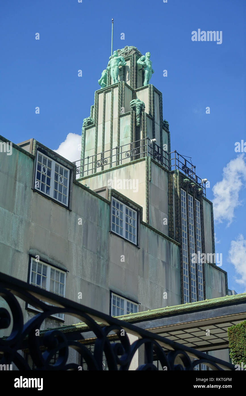 Das Palais Stoclet ist eine von 1905 bis 1911 im Stil der Wiener ...