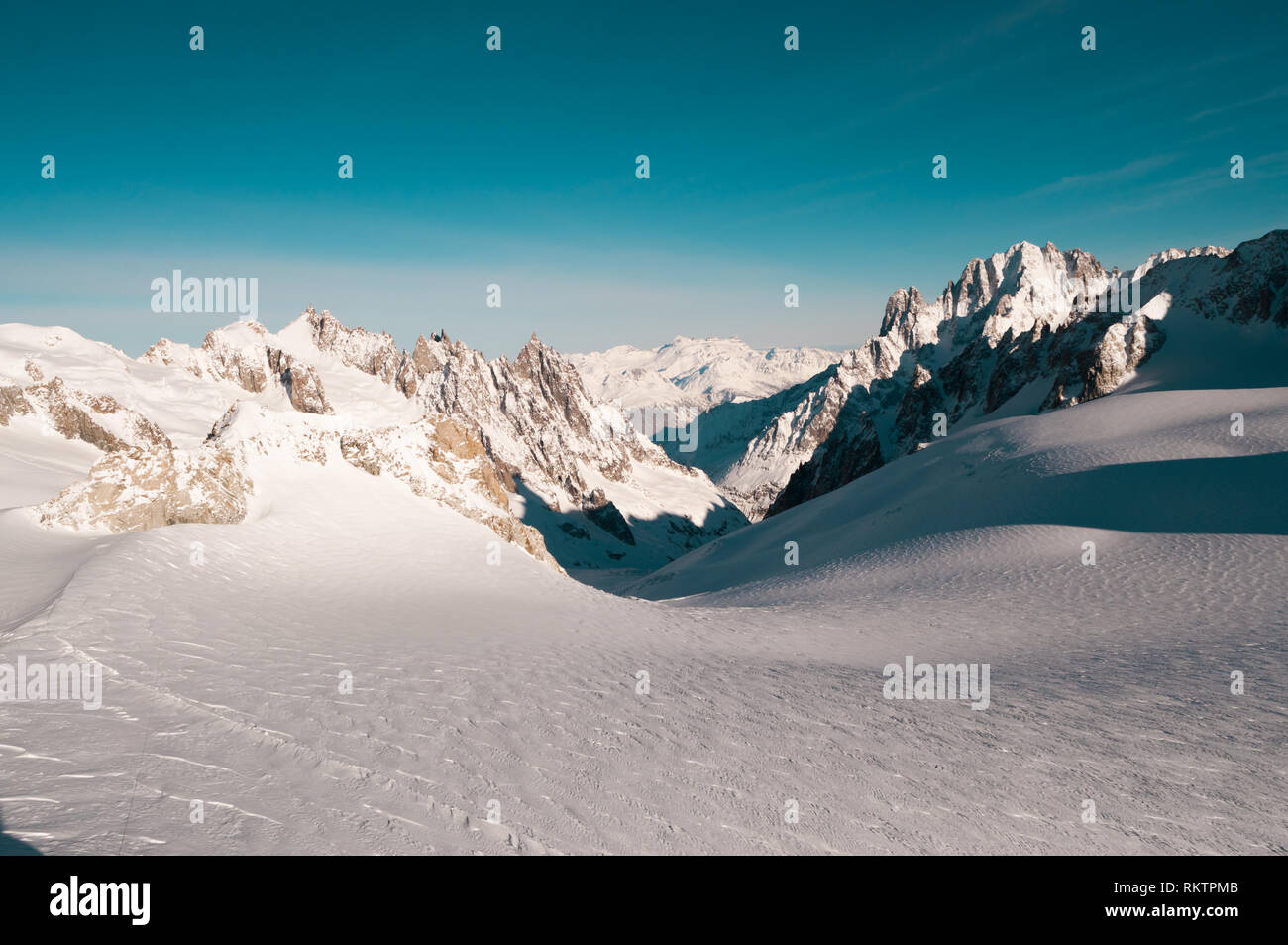 Winter italian alps hi-res stock photography and images - Alamy