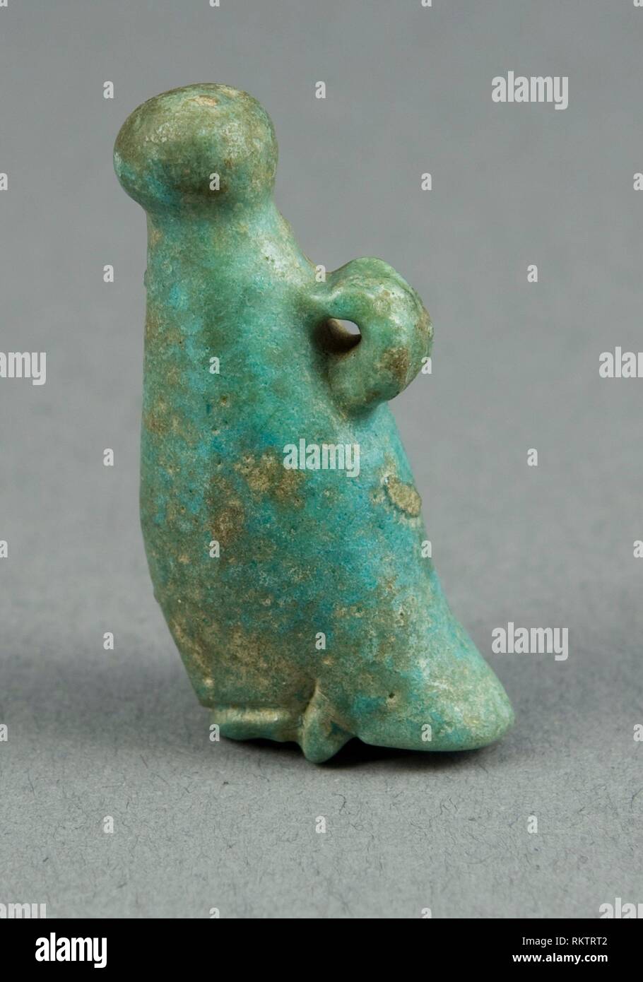 Crown of upper egypt hi-res stock photography and images - Alamy