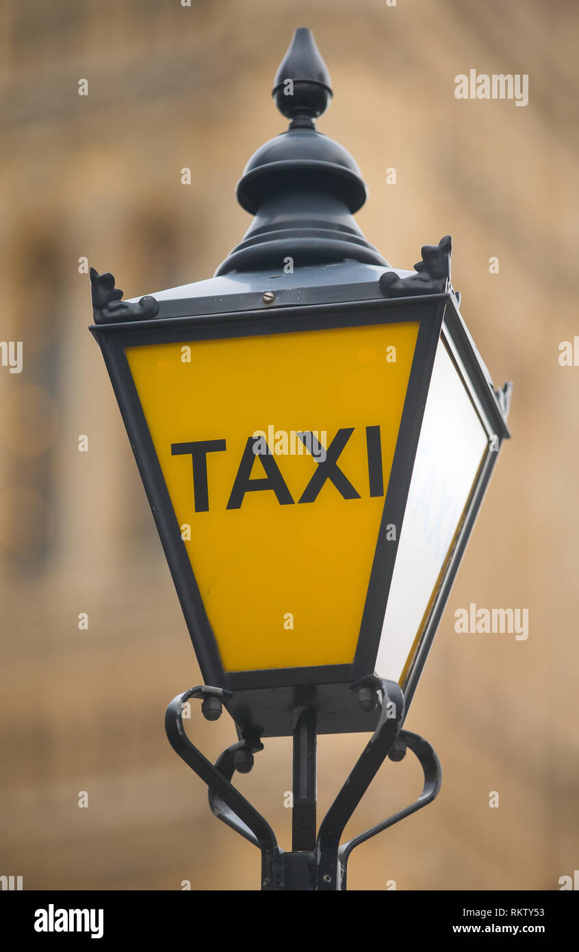 Victorian taxi lamp hi-res stock photography and images - Alamy