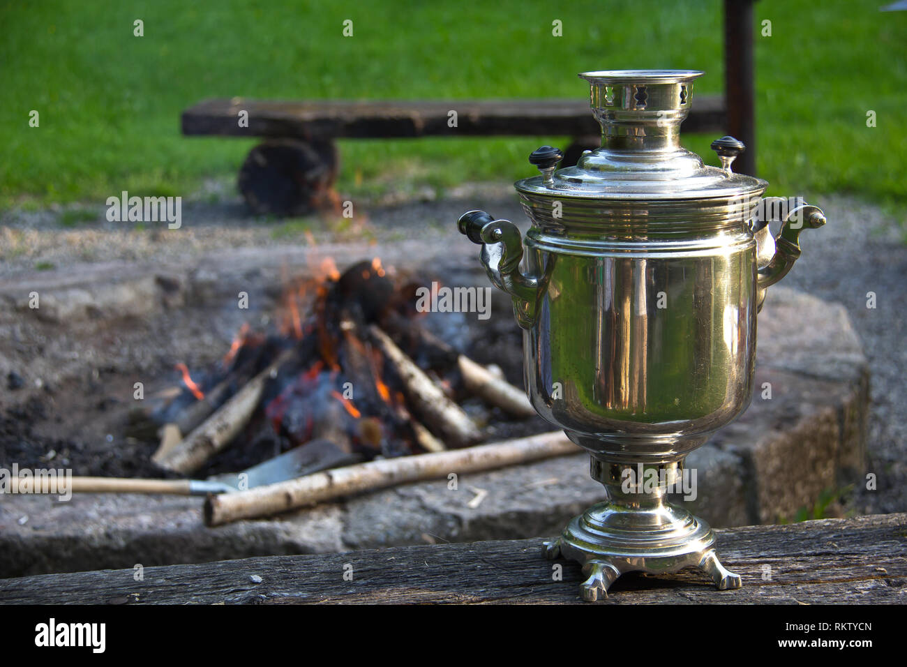A fire samovar hi-res stock photography and images - Alamy