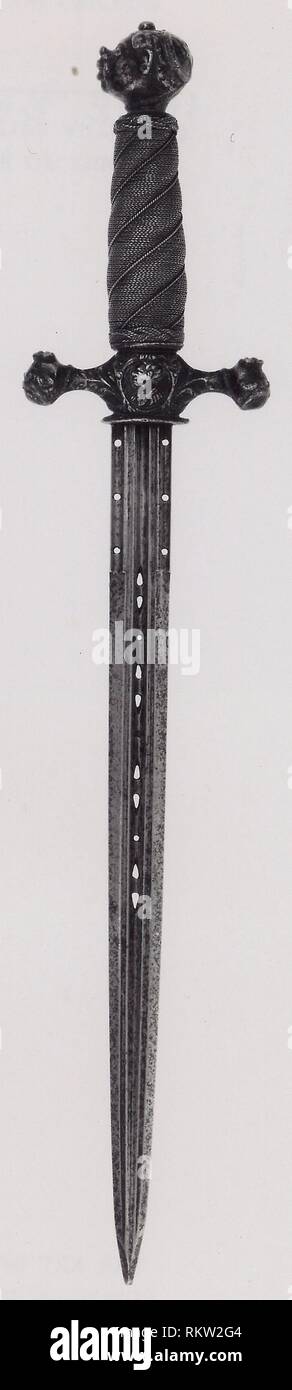 Poniard hi-res stock photography and images - Alamy