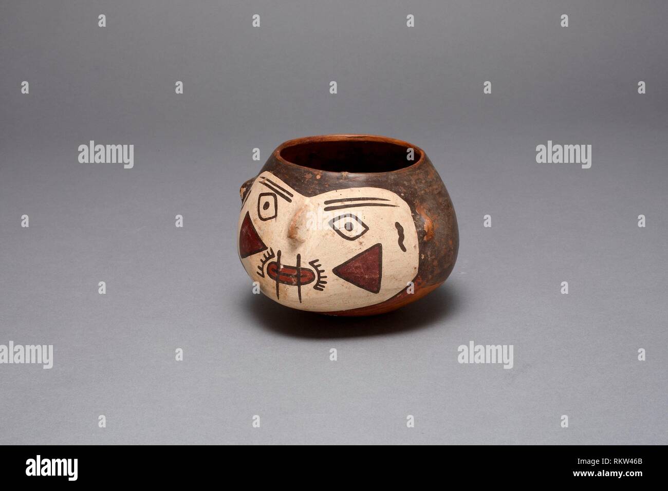 Trophy head nazca hi-res stock photography and images - Alamy