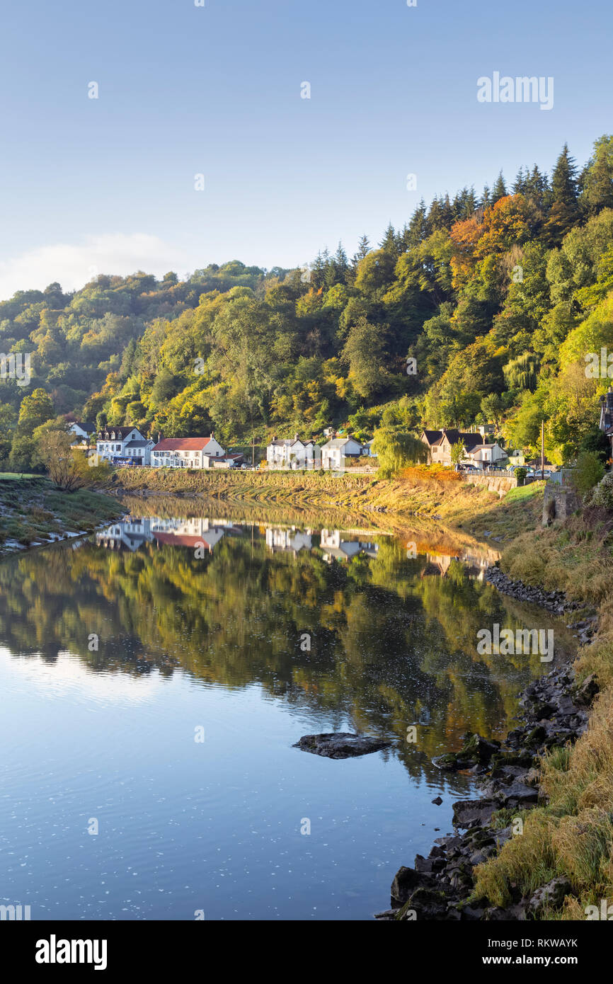 Tintern village hi-res stock photography and images - Alamy