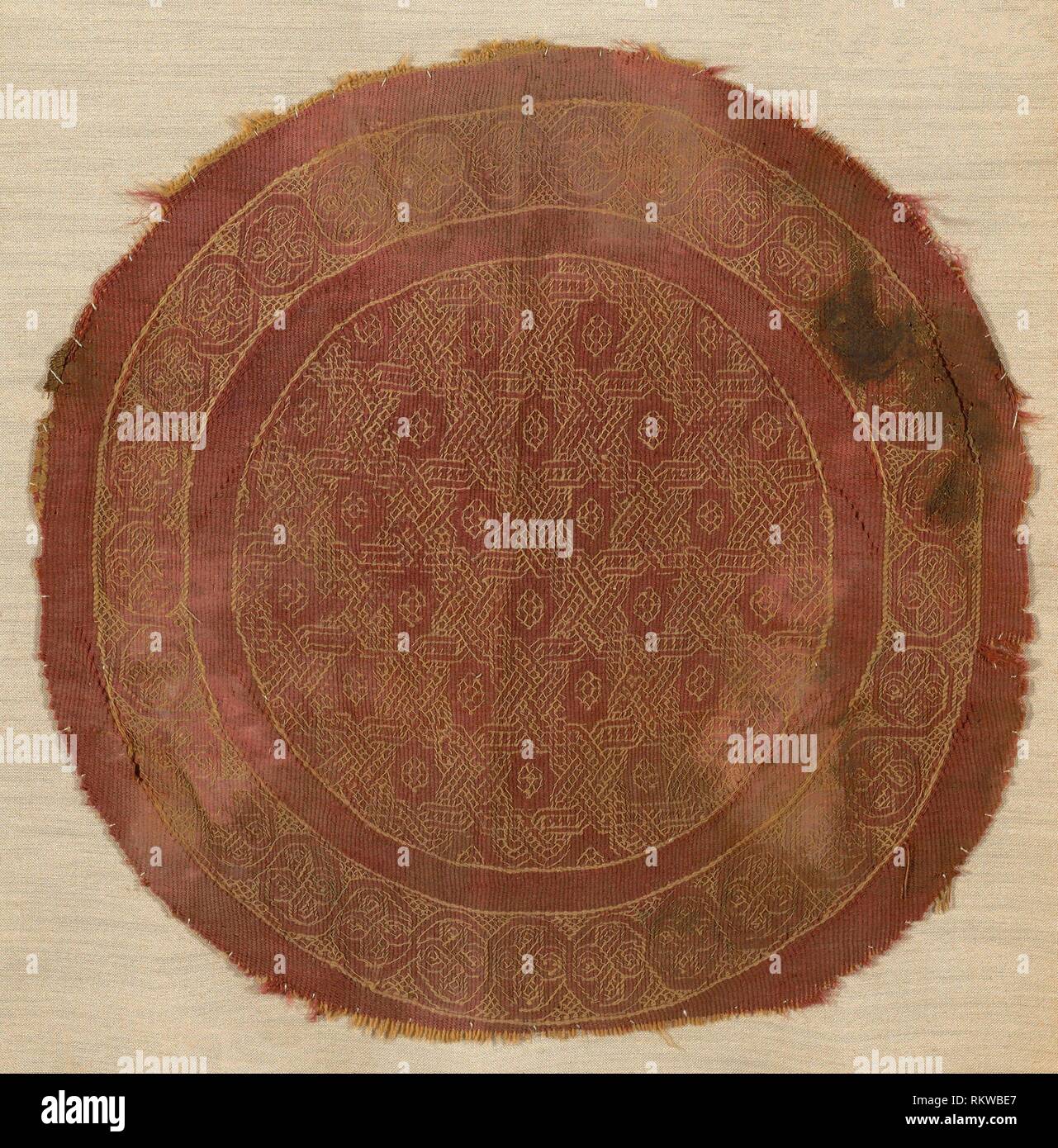 Roundel - Roman period (30 B.C.- 641 A.D.), 3rd/5th century - Coptic ...