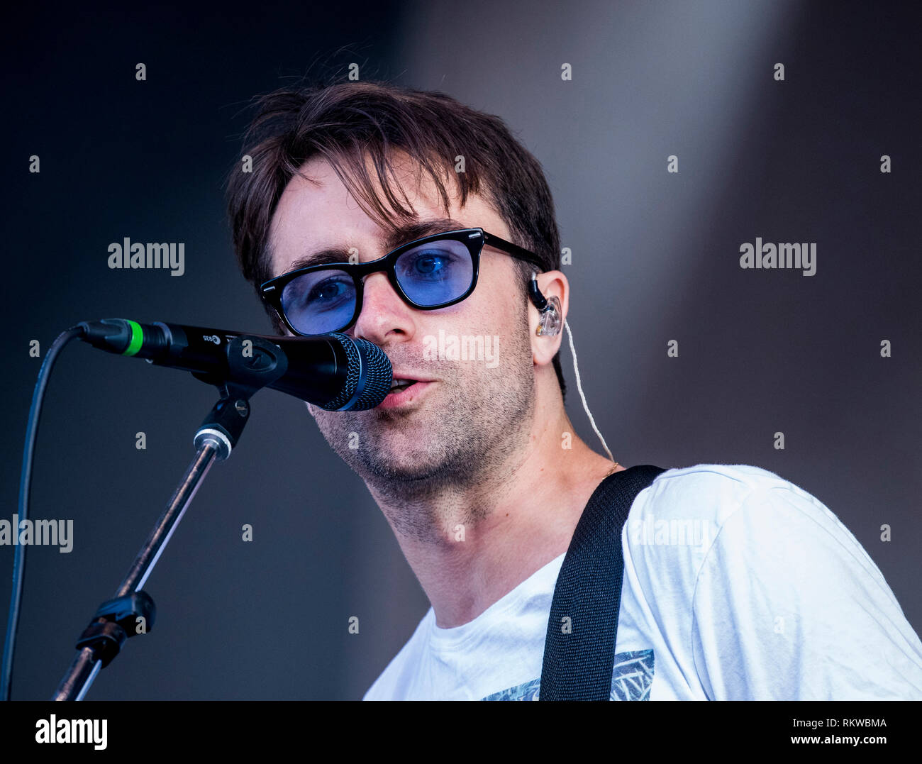 Justin young the vaccines hi-res stock photography and images - Alamy