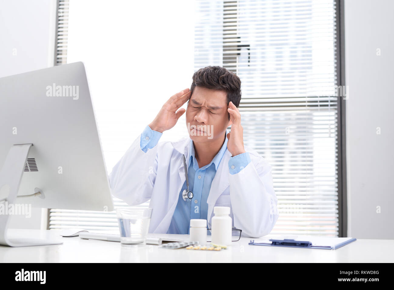 Medicine overworked hi-res stock photography and images - Alamy