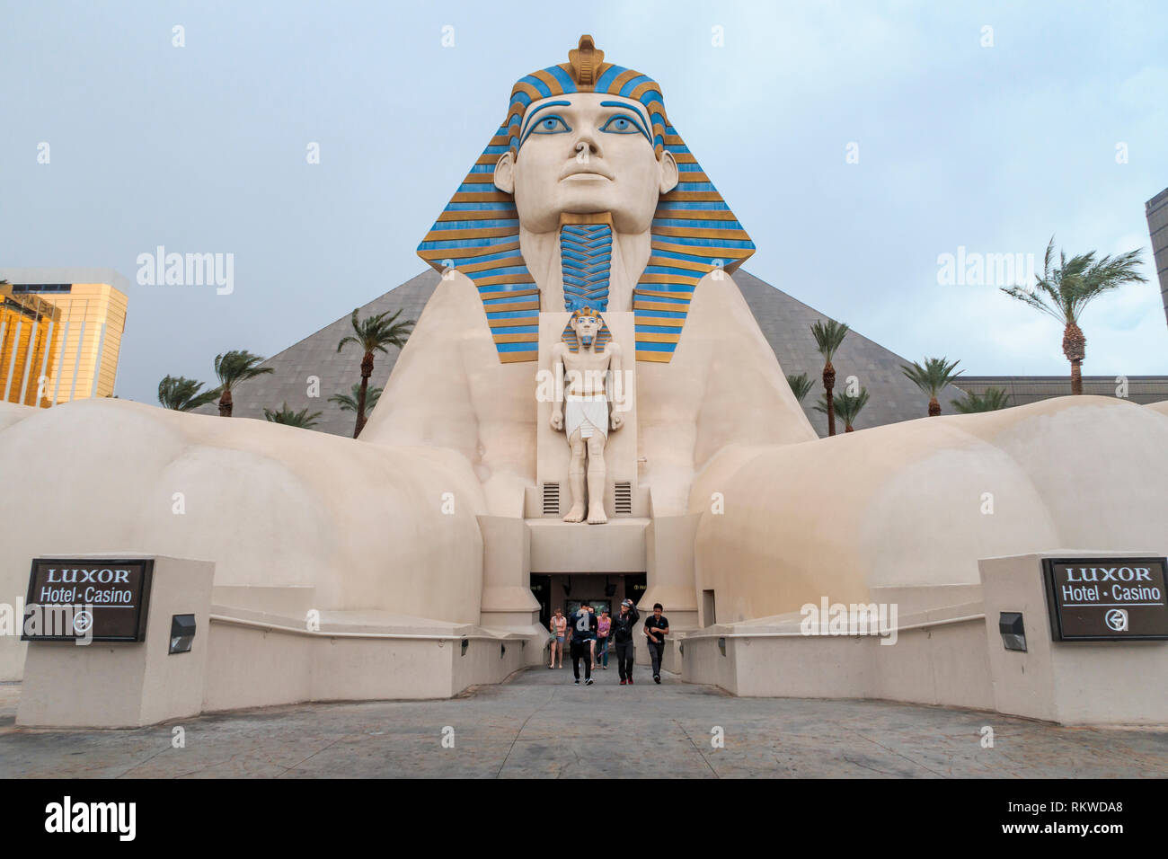 The Sphinx outside The Luxor Casino Hotel in Las Vegas Stock Photo - Alamy