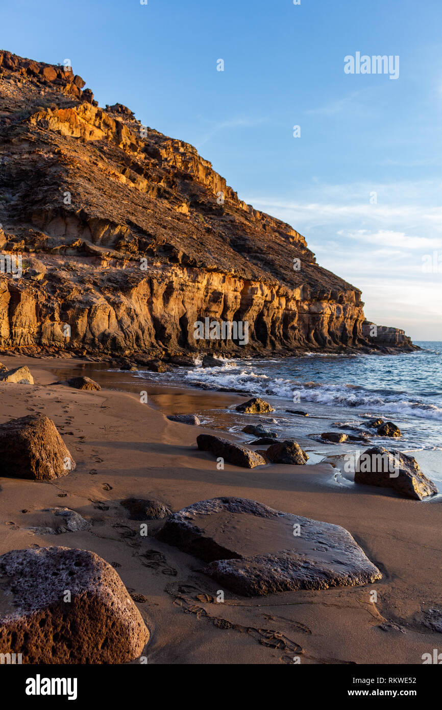 Playa taurito beach gran canaria hi-res stock photography and images ...