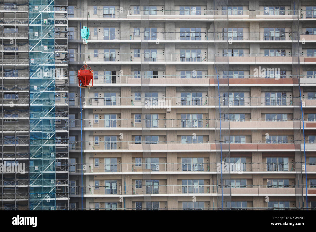Tokyo olympic construction hi-res stock photography and images - Alamy