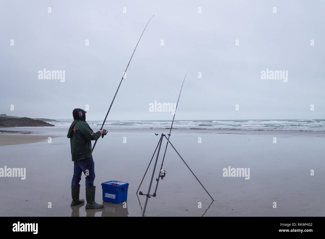 Bass fishing in surf hi-res stock photography and images - Alamy