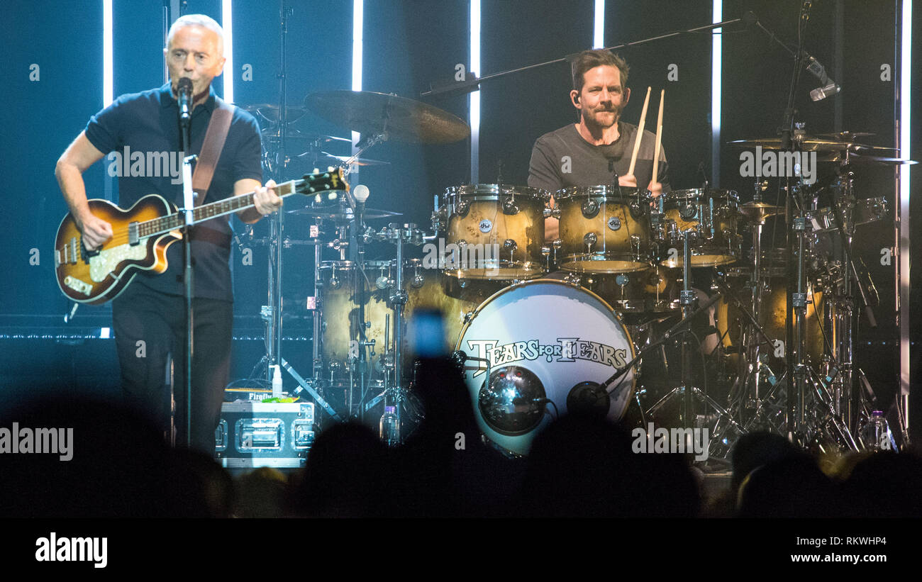 Hofner Acoustic Guitar High Resolution Stock Photography and Images - Alamy