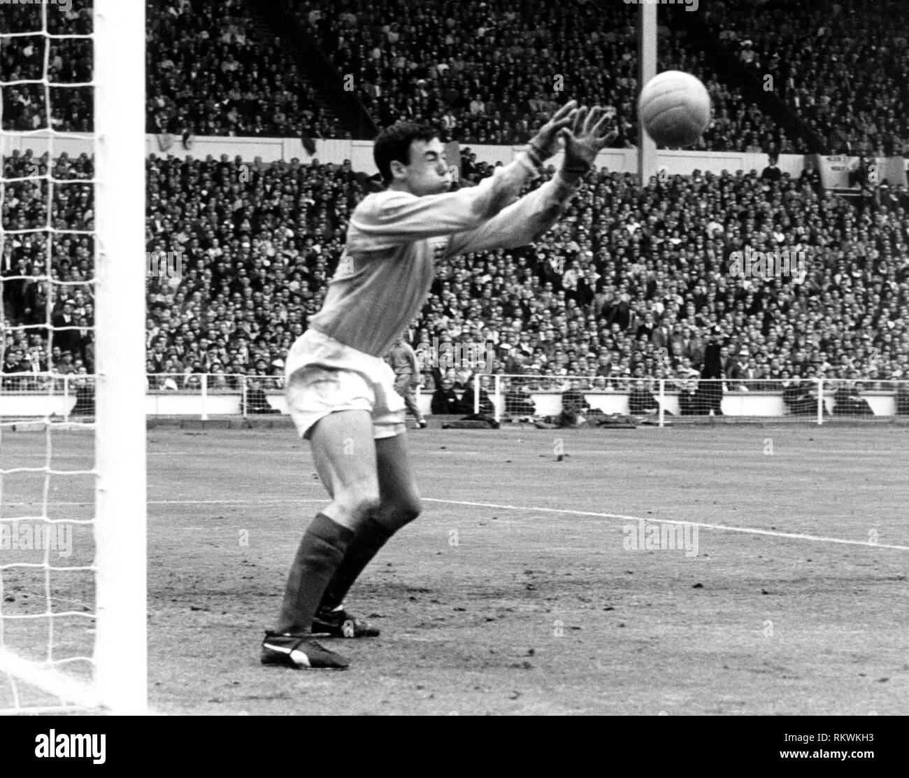 30th June 1966, World Cup England: English goalkeeper Gordon Banks in ...