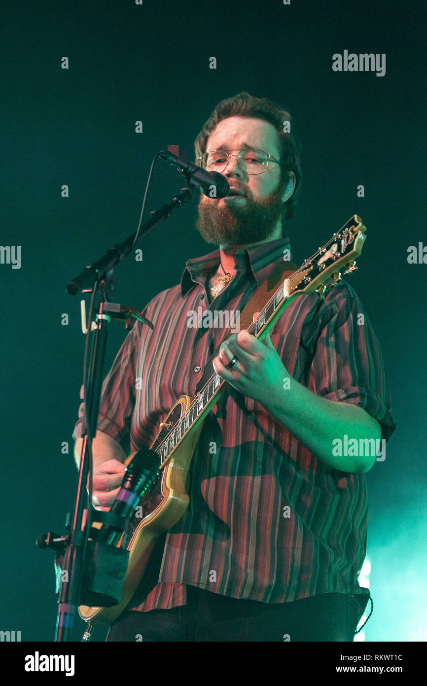 Rainbow kitten surprise hi-res stock photography and images - Alamy