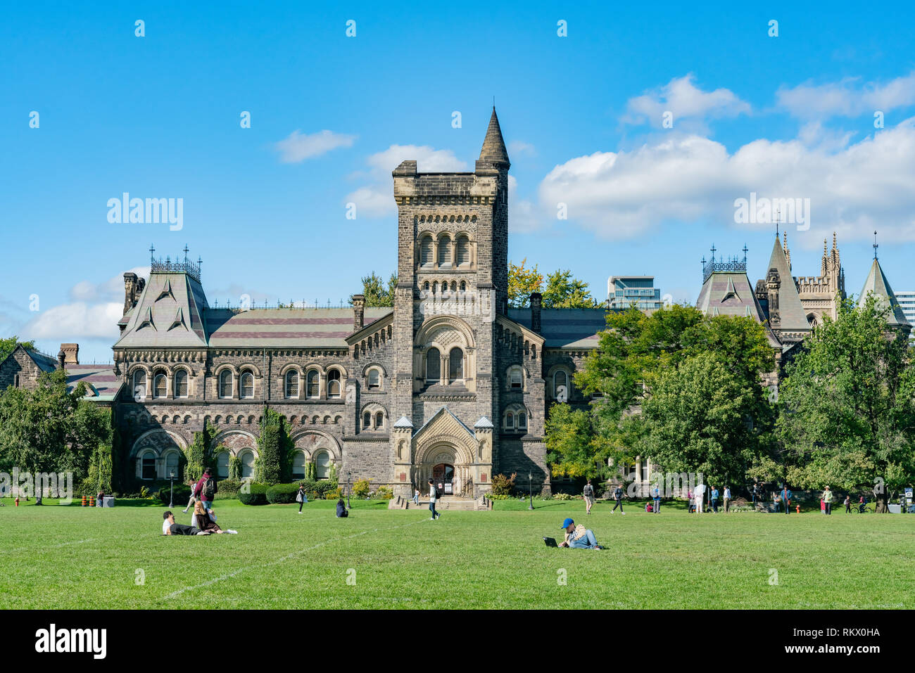 University toronto st george campus hi-res stock photography and images ...