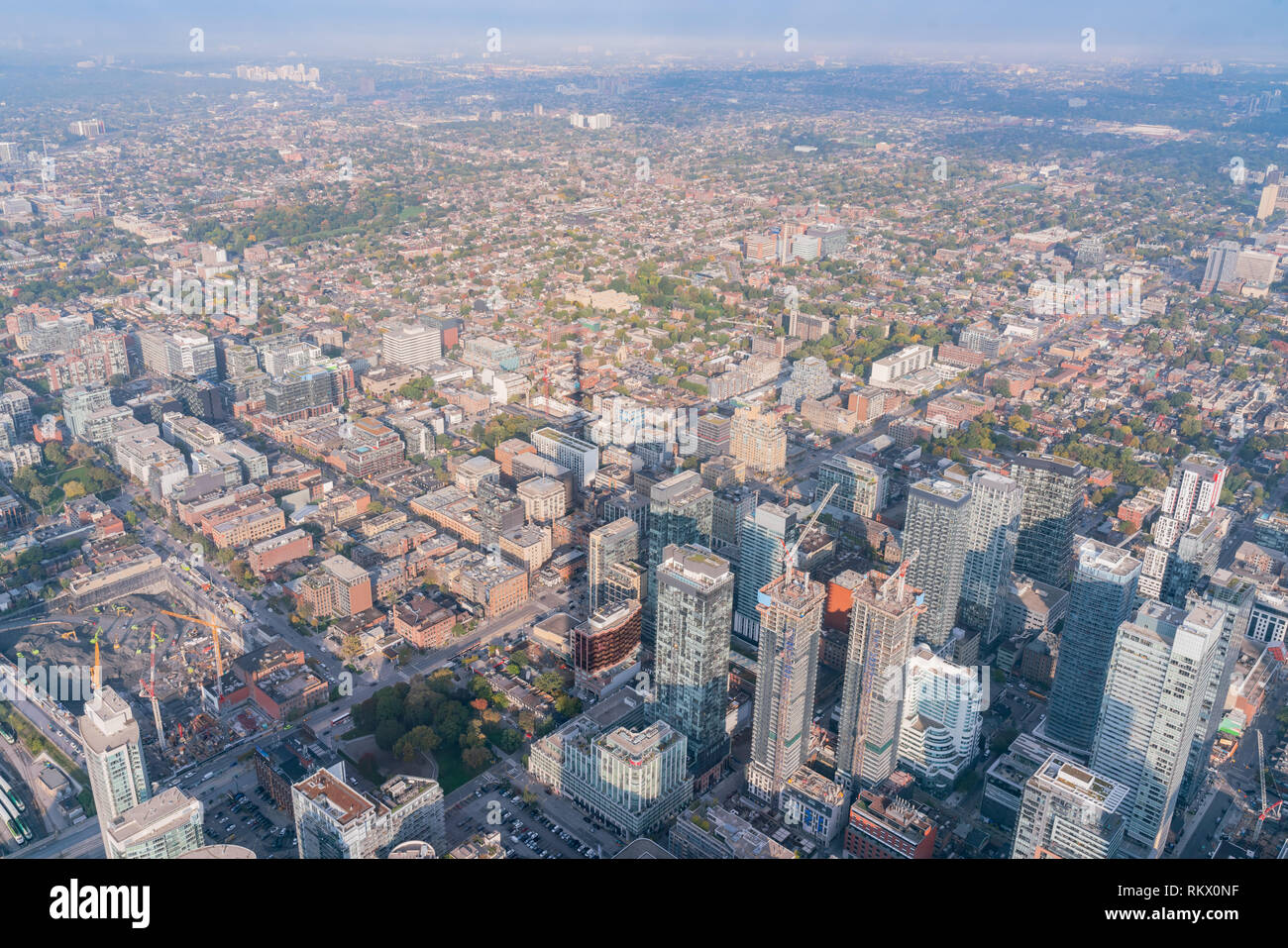 Aerial view toronto sunrise skyline hi-res stock photography and images ...