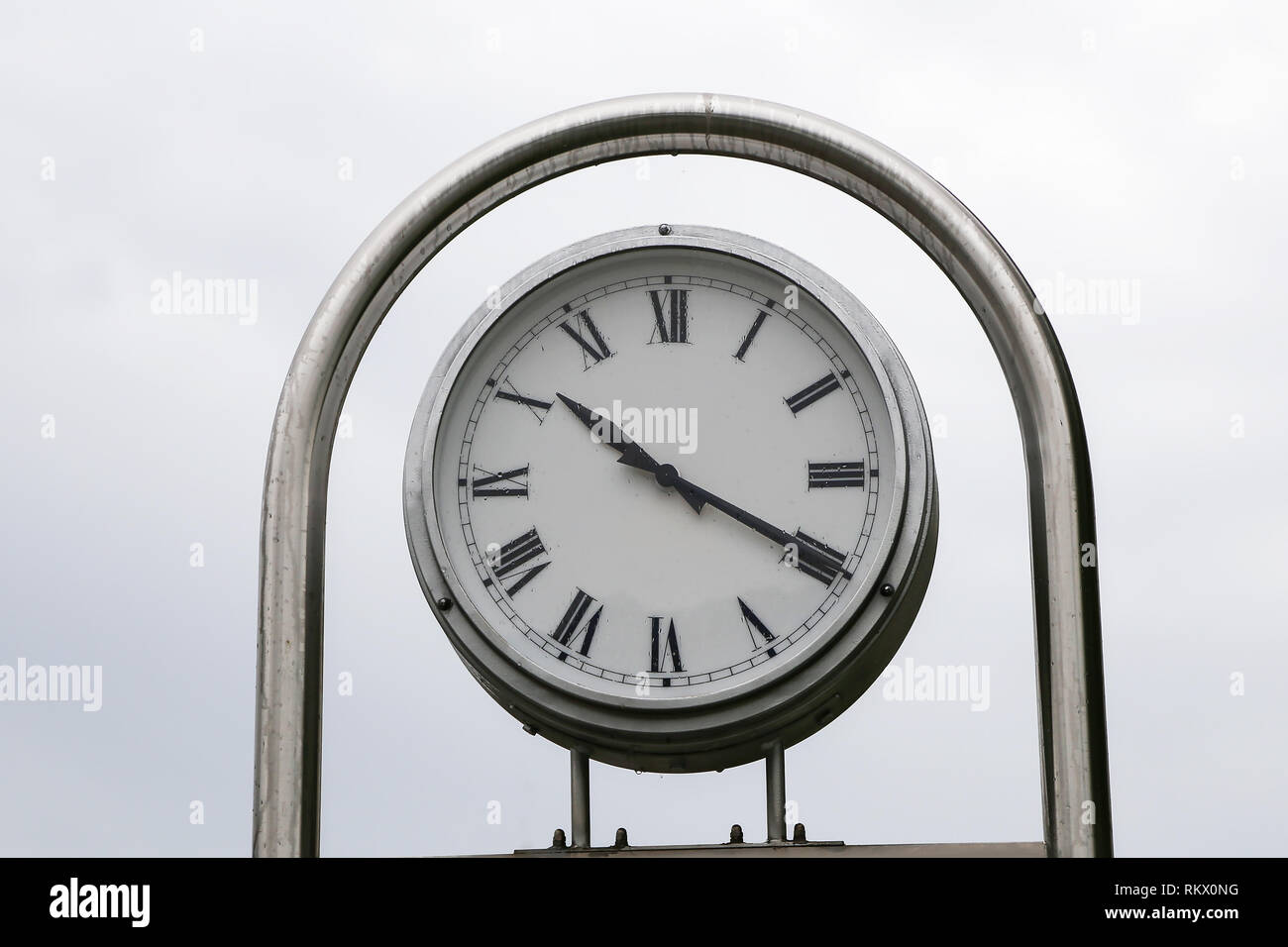 Street clock / Big hours on a city street Stock Photo - Alamy