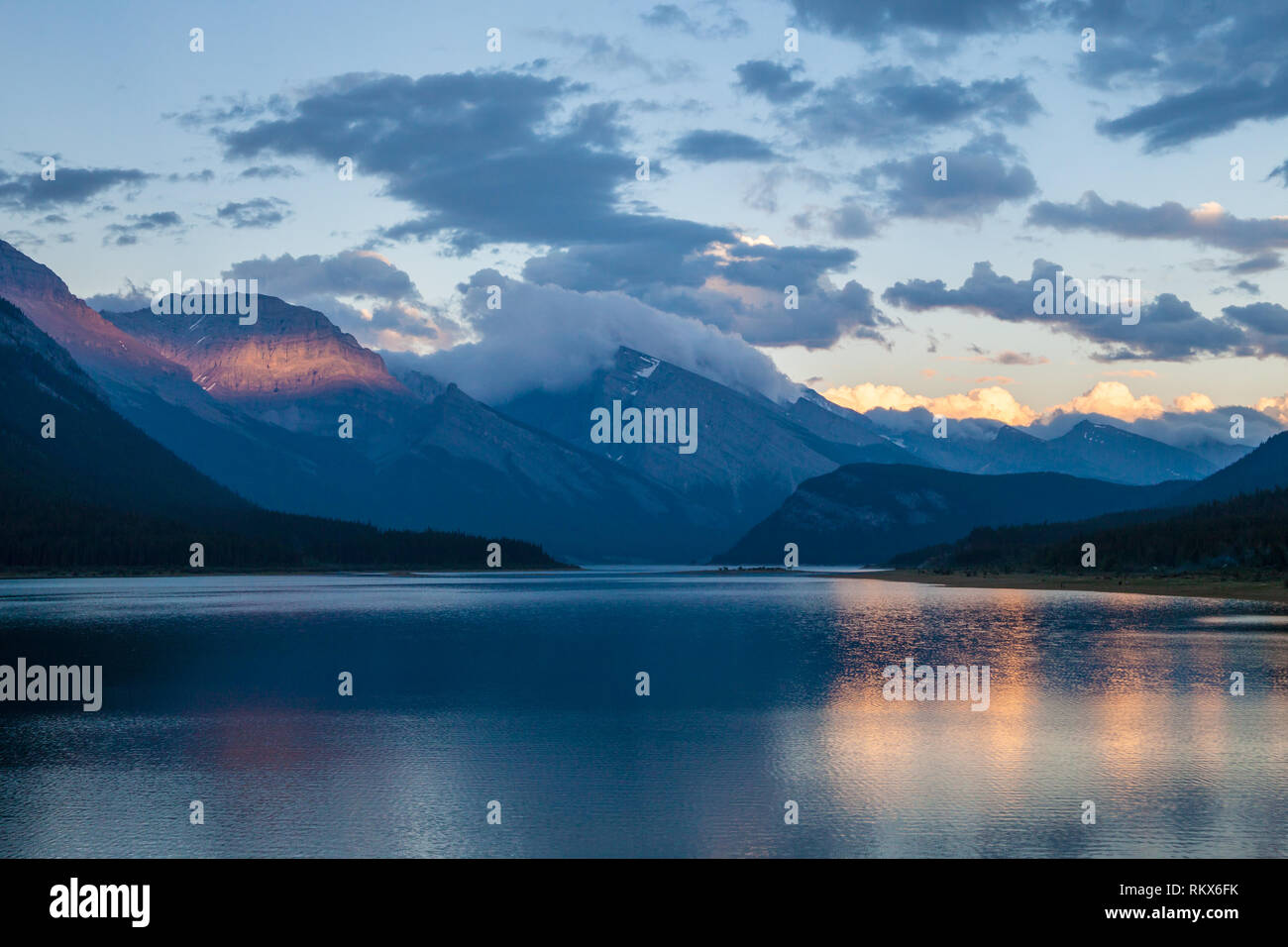 Spray lakes provincial park hi-res stock photography and images - Alamy