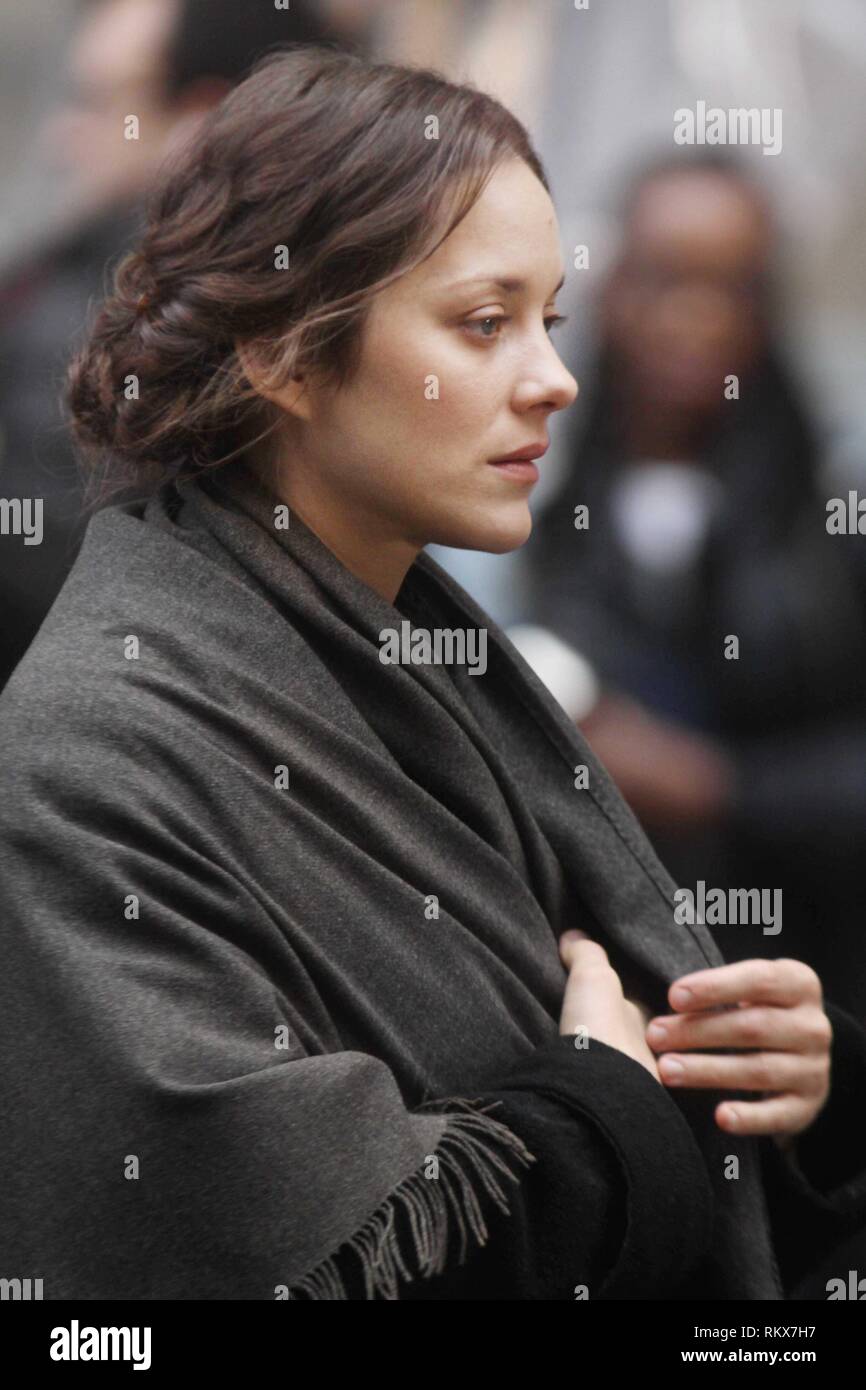 Marion cotillard photos hi-res stock photography and images - Alamy