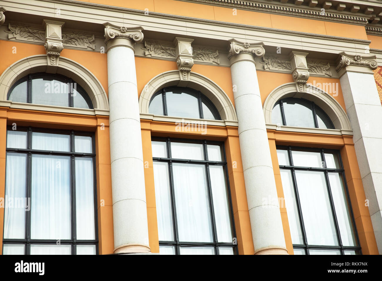 Window column hi-res stock photography and images - Alamy