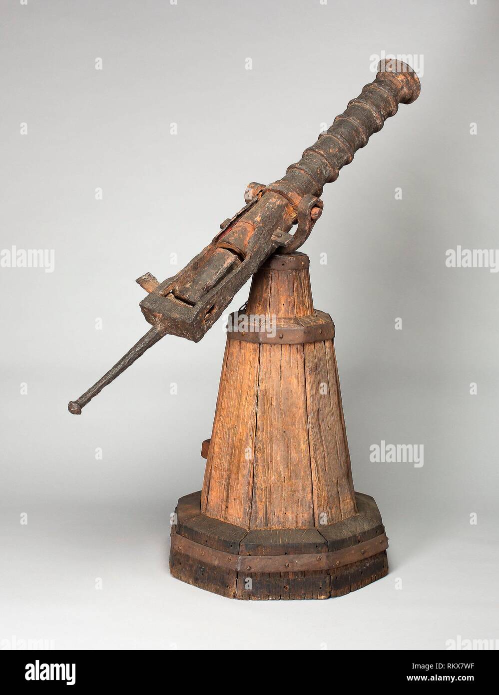 Breech Loading Swivel Gun With Chamber On Stand Early 16th Century