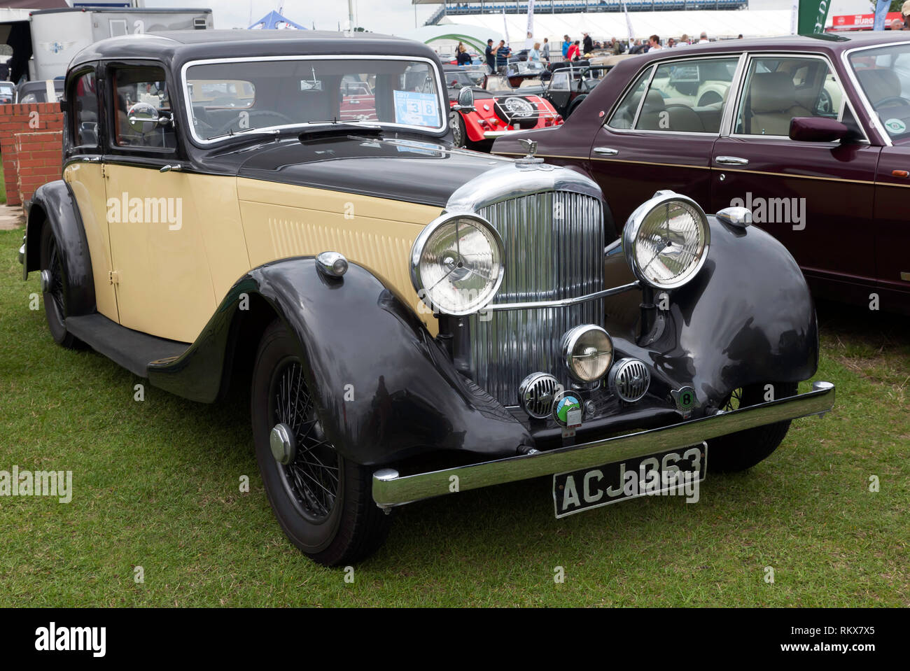 Three-quarters front view of a 1937 Bentley Saloon, on display in the ...