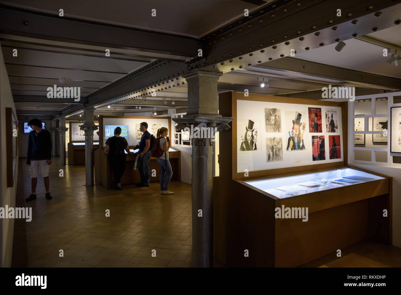 Brüssel, Belgisches Comic-Zentrum - Brussels, The Belgian Comic Strip ...