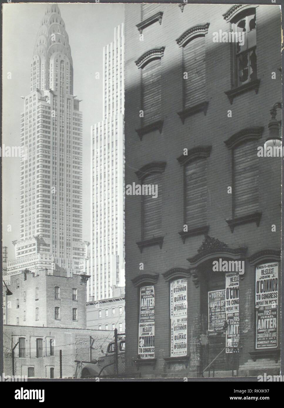 Daily news building new york hi-res stock photography and images - Alamy