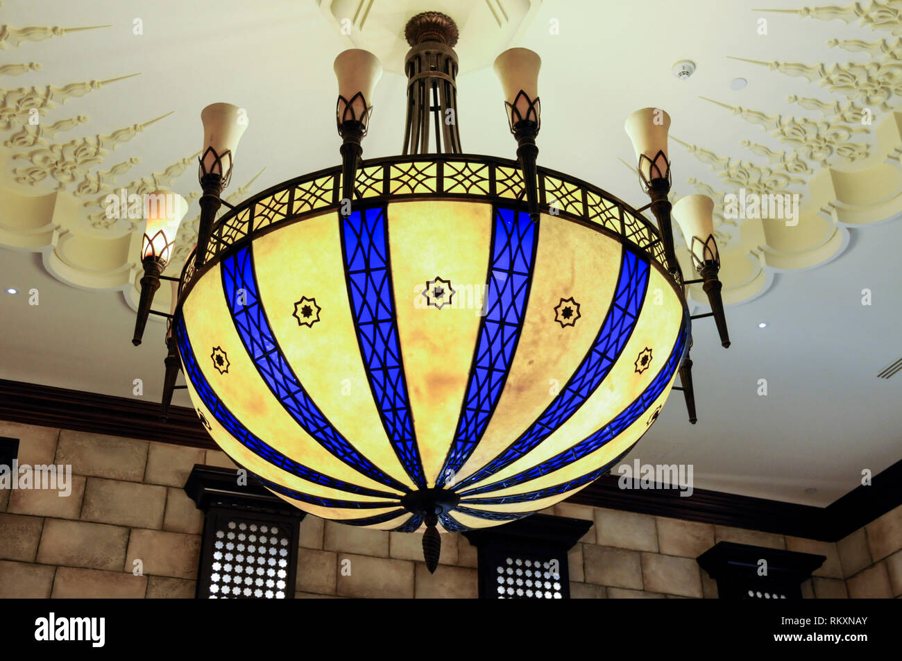 A large Arabic lamp inside the Dubai Mall Gold Souk in downtown Dubai ...