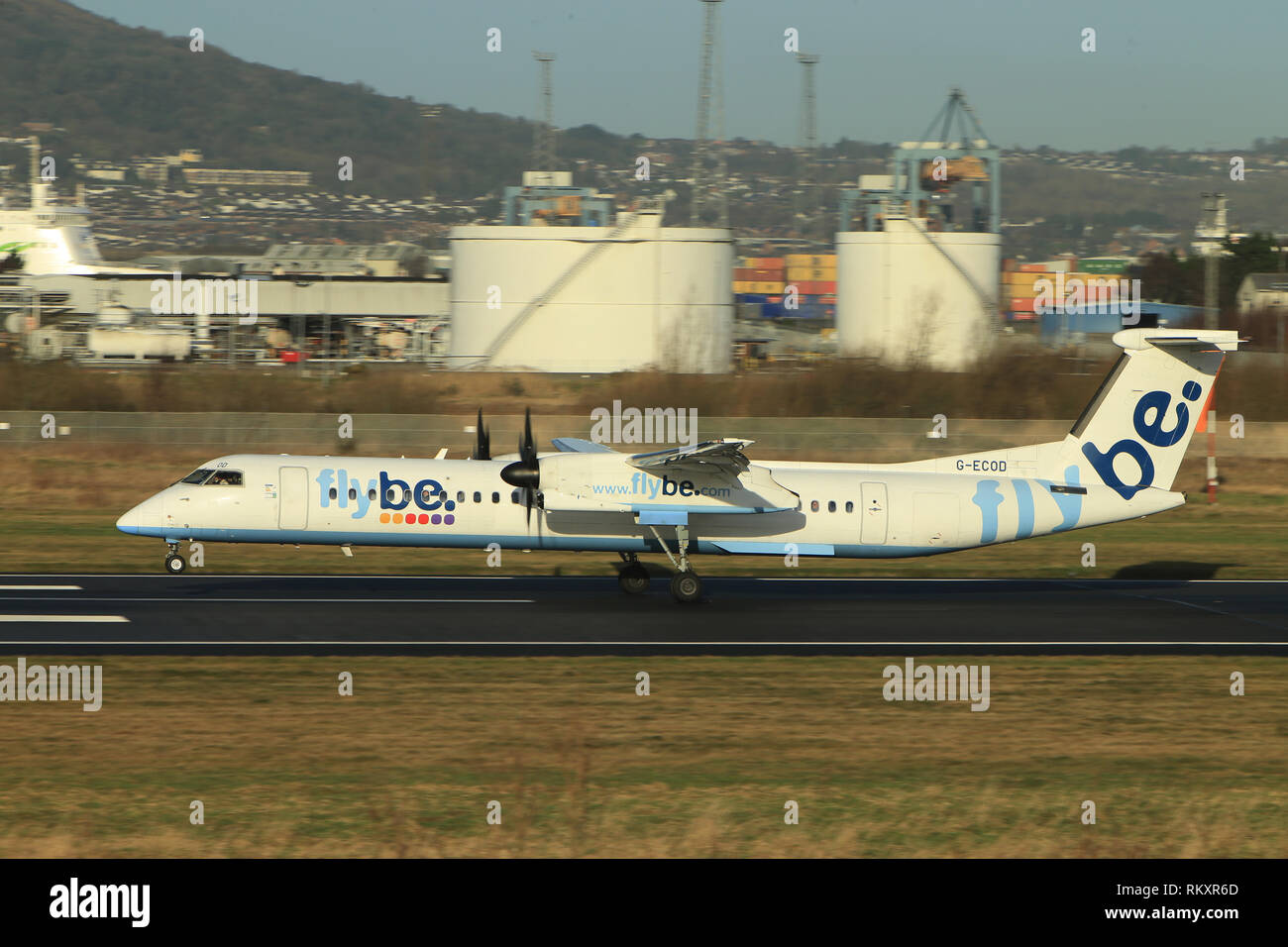 Flybe Aircraft arrive and depart from George Best Belfast City Airport ...