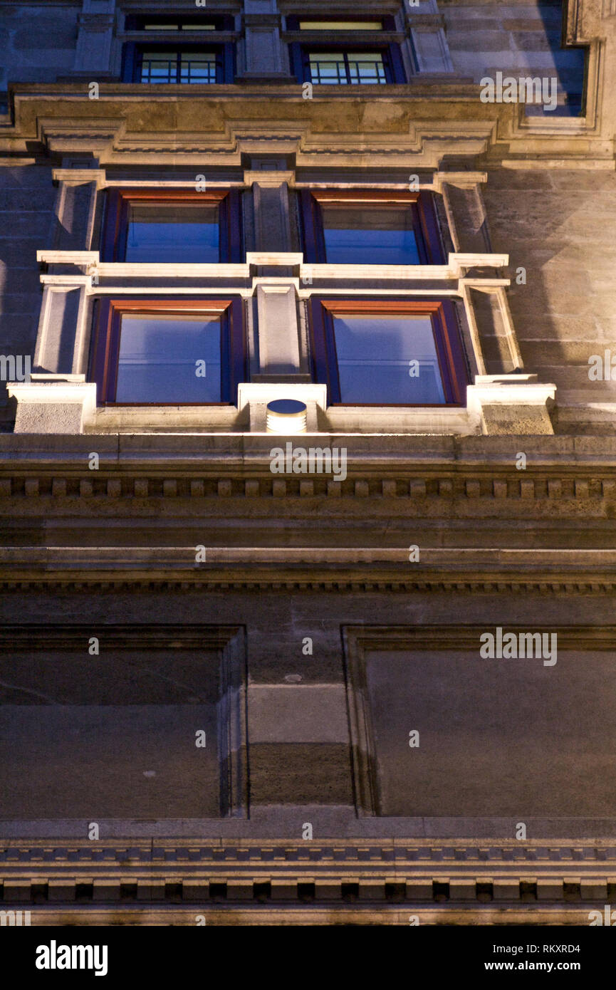 Ventana elegante hi-res stock photography and images - Alamy