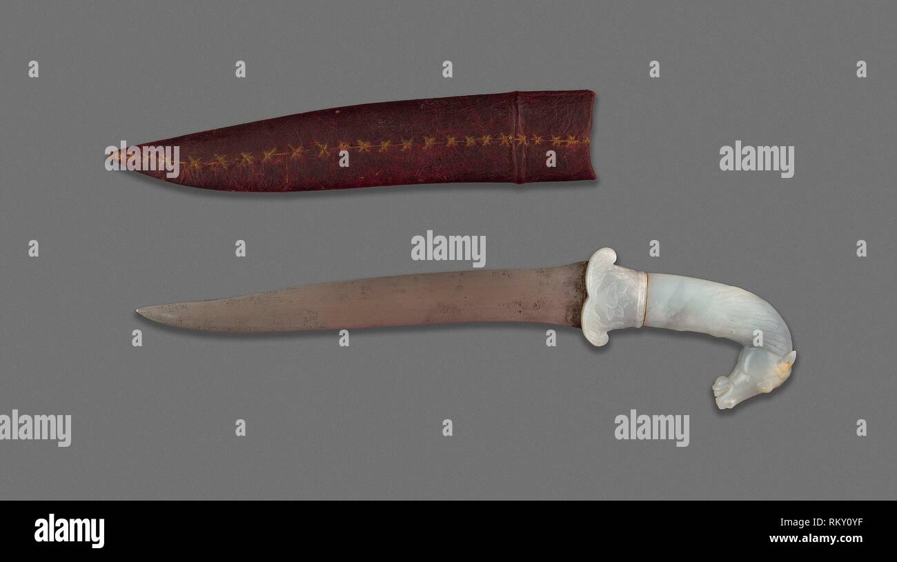 18th Century Dagger High Resolution Stock Photography and Images - Alamy