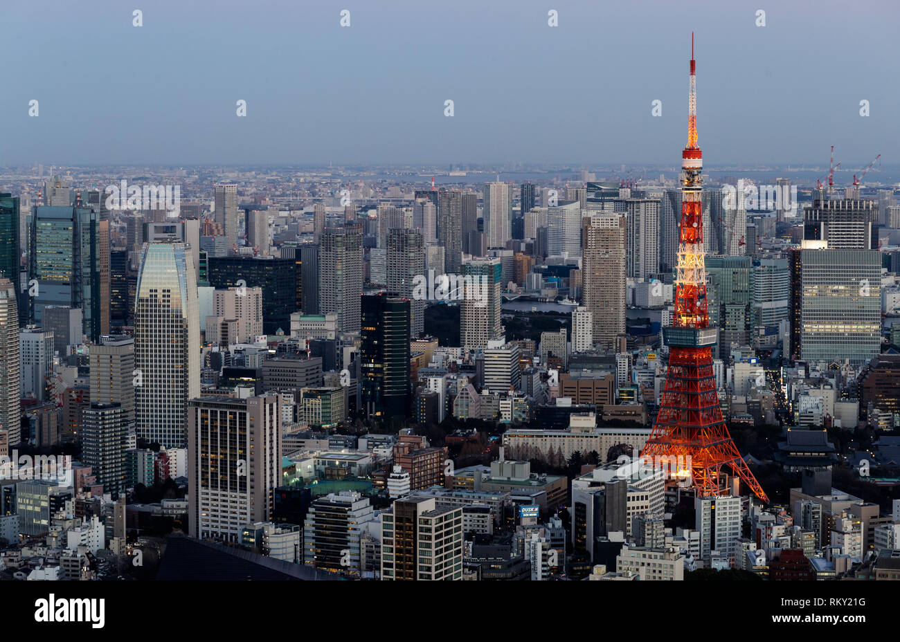 A view of the Tokyo tower, seen from the Skydeck observation platform ...