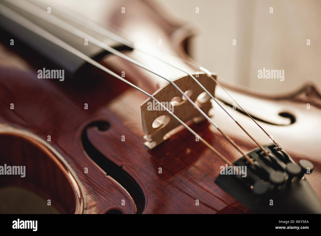 Listen to body part hi-res stock photography and images - Alamy