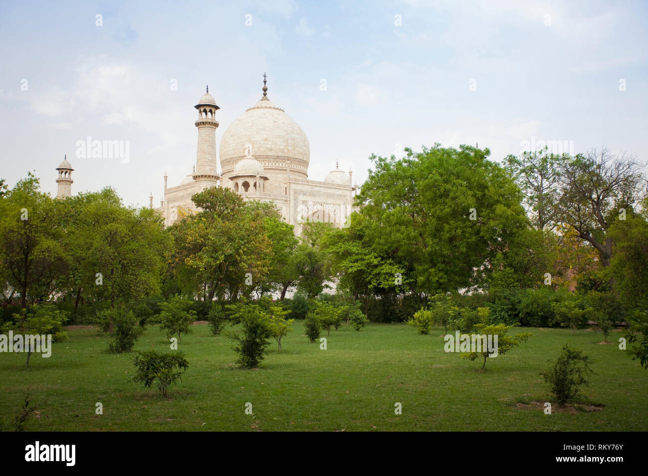 British india taj mahal agra hi-res stock photography and images - Alamy