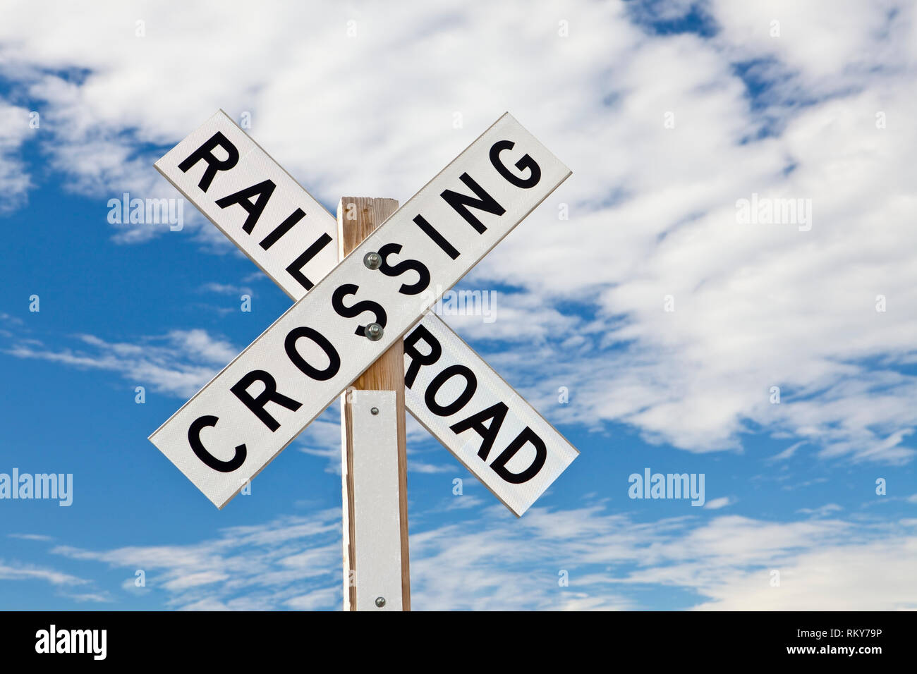 Railroad Crossing Sign Stock Photo - Alamy
