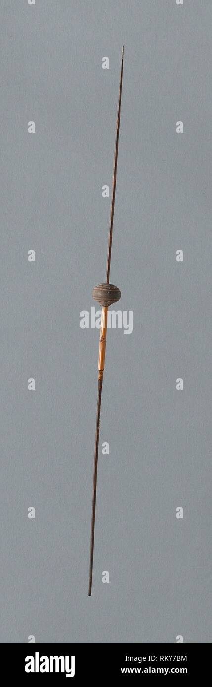 Wooden spindles hi-res stock photography and images - Alamy