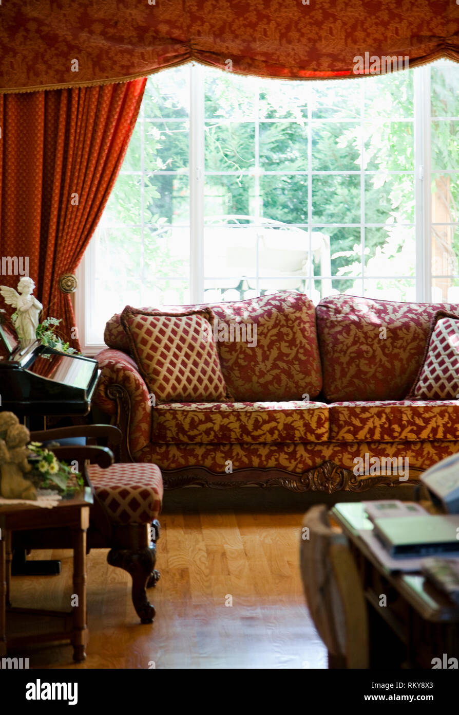 Couch vertical window wood floor hi-res stock photography and images ...