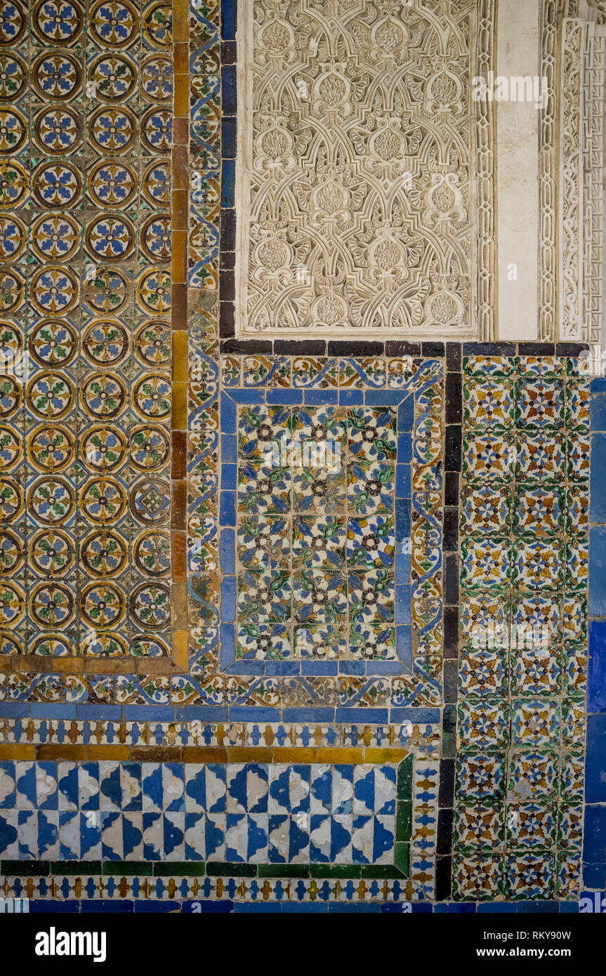 Fretwork hi-res stock photography and images - Alamy