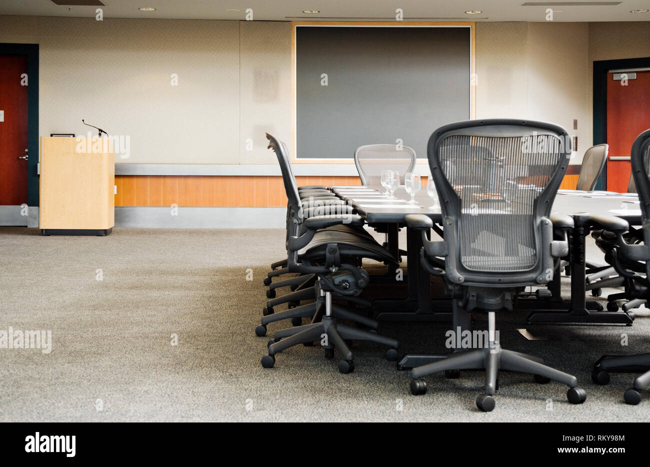 Empty conference room Stock Photo - Alamy