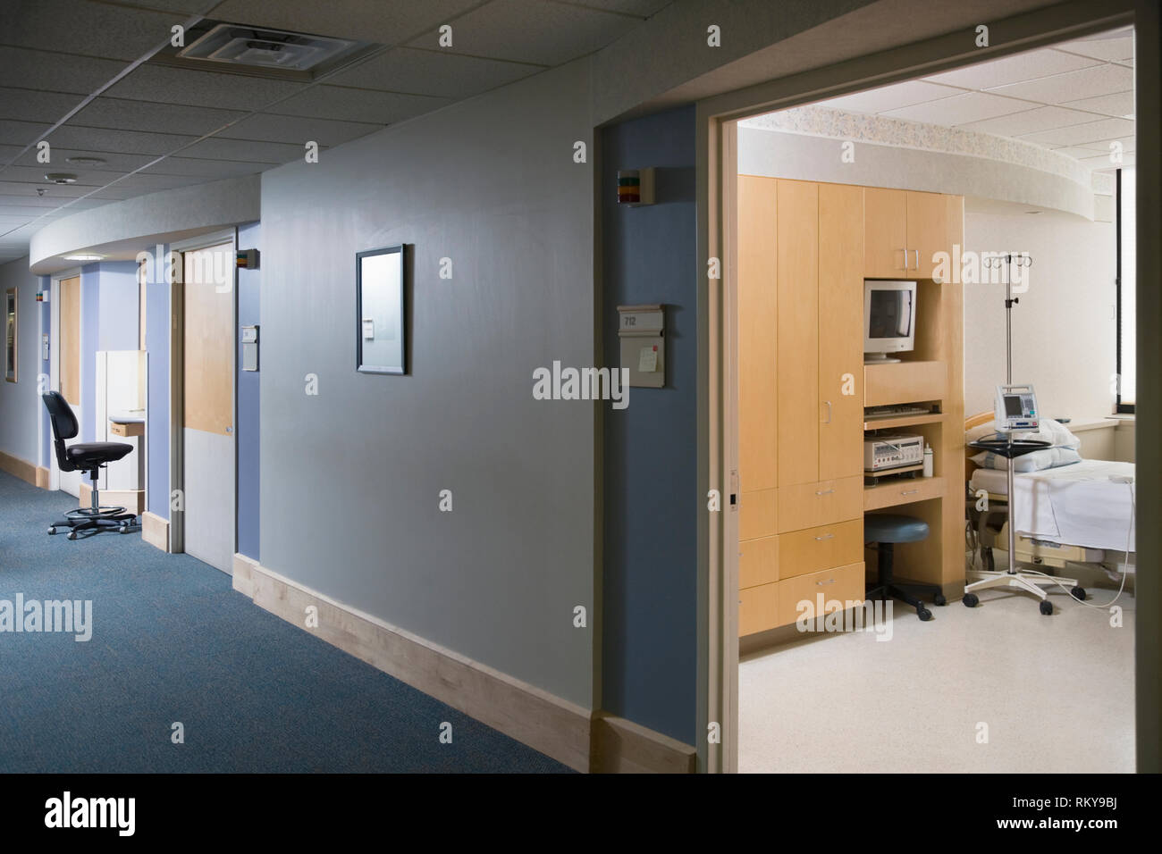 Post Op Recovery Room High Resolution Stock Photography and Images - Alamy