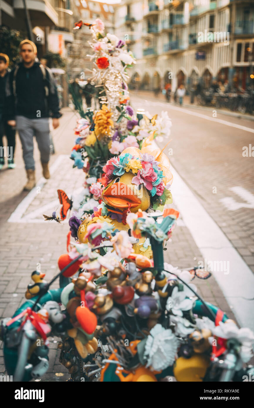 Decorated bikes hi-res stock photography and images - Alamy