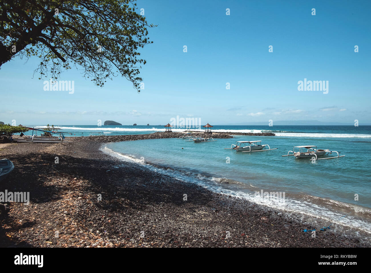 Secluded pavilion hi-res stock photography and images - Alamy