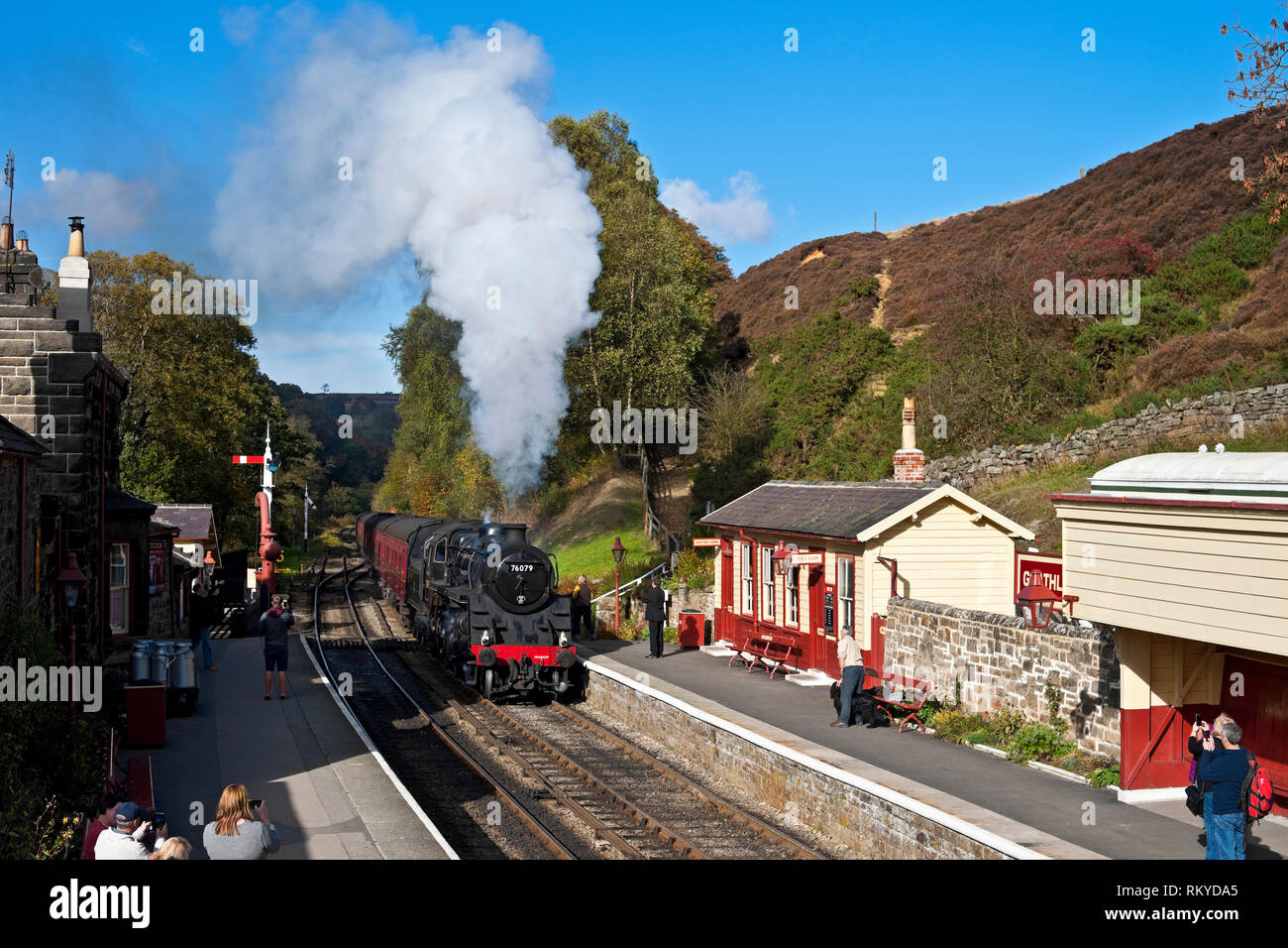 Engine room steam train railway hi-res stock photography and images - Alamy