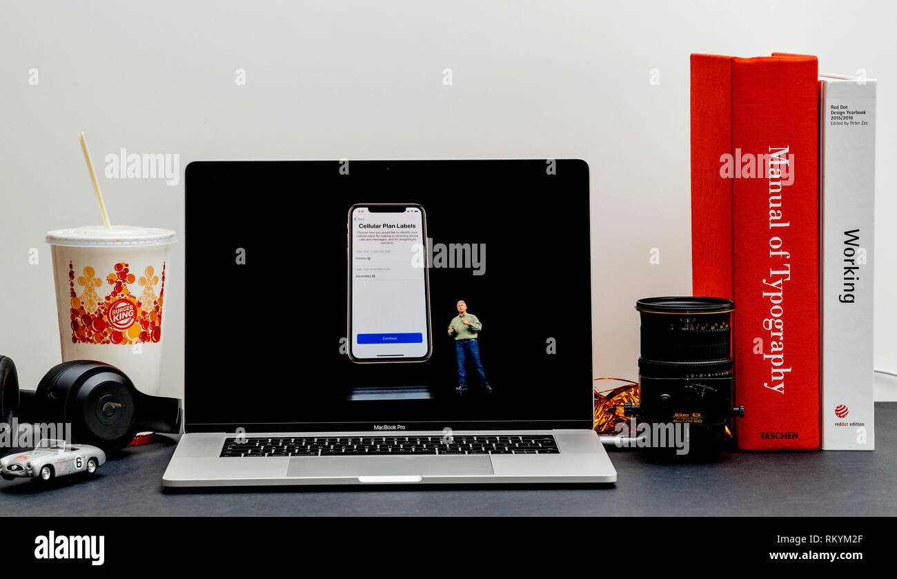 Cellular plan hi-res stock photography and images - Alamy