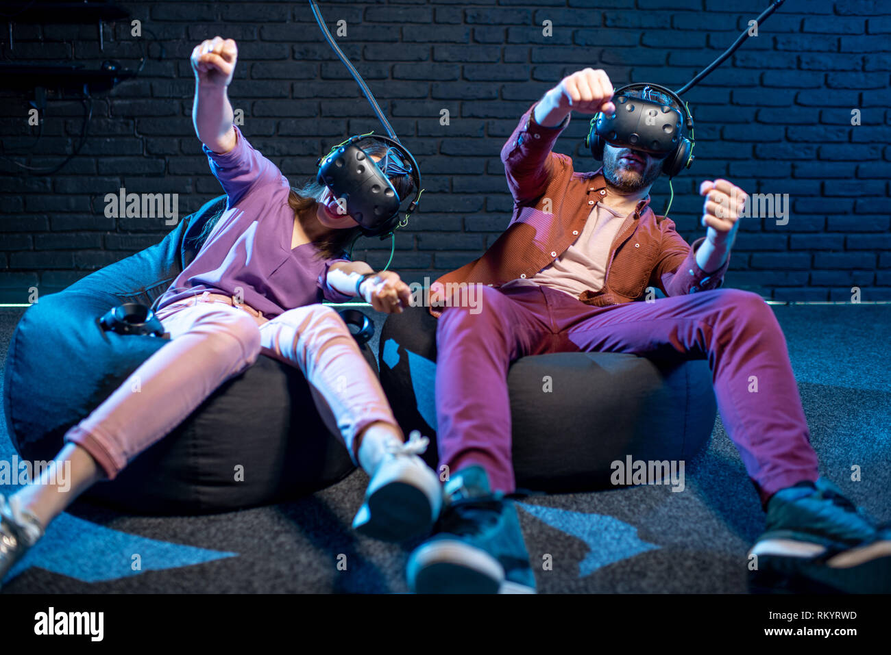 Vr car racing hi-res stock photography and images - Alamy
