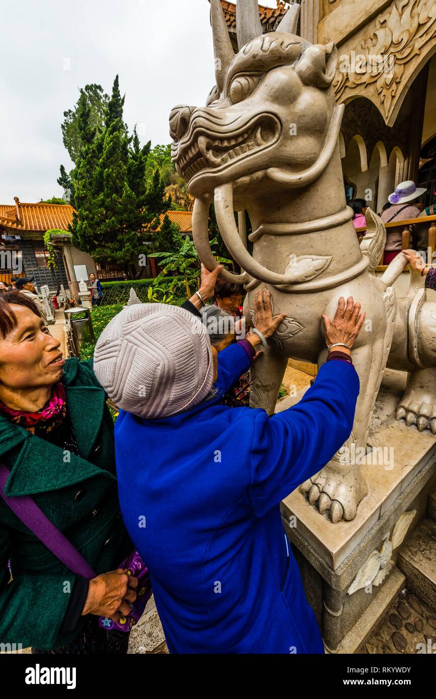 Touching Temple High Resolution Stock Photography and Images - Alamy
