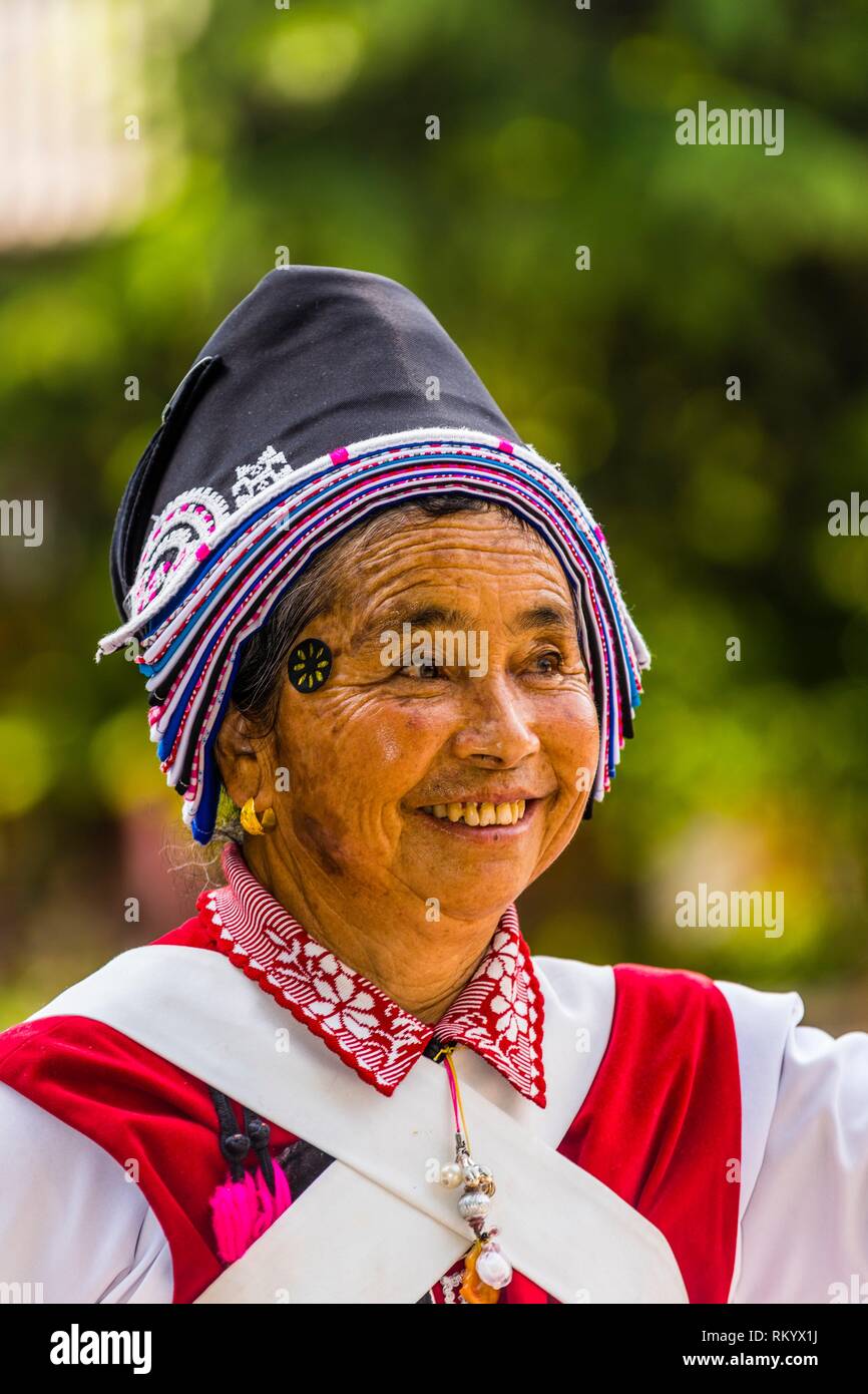 Old Native Woman High Resolution Stock Photography and Images - Alamy