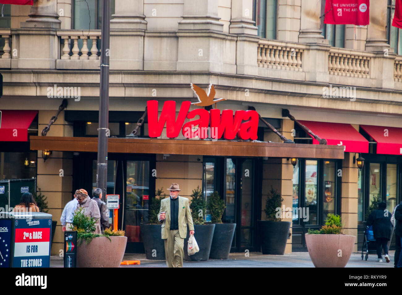 Wawa and store hi-res stock photography and images - Alamy