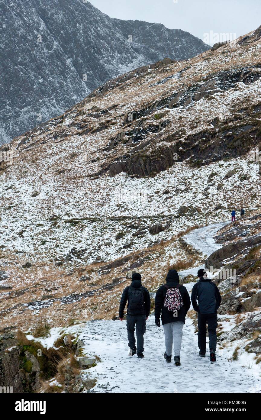 Mt snowdon mountain hi-res stock photography and images - Alamy